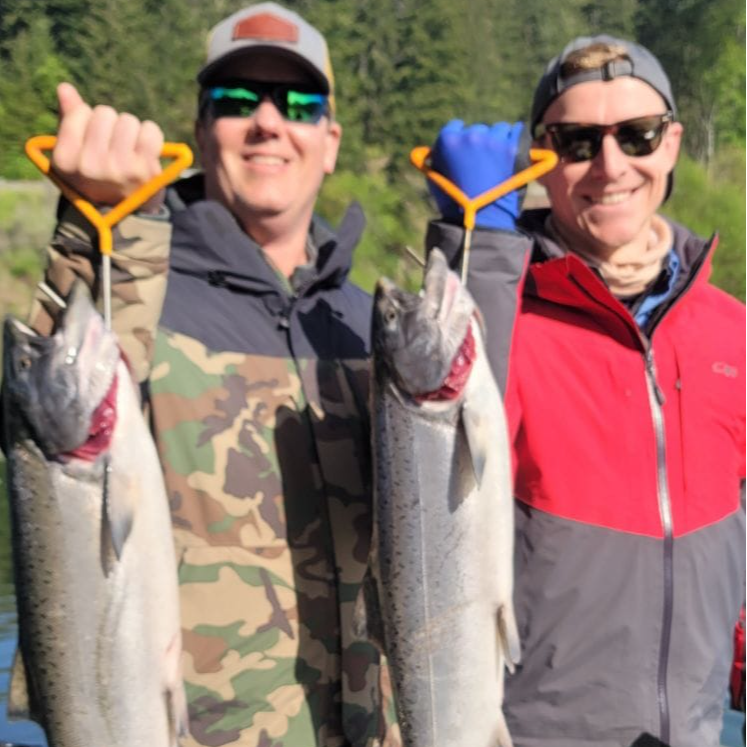 The 8 Best Steelhead Fishing Guides in the Columbia River