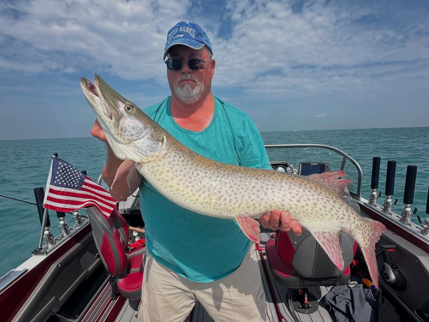 Muskie Fishing Guides in Lake St Clair